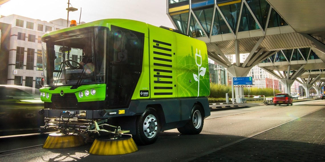 RAVO Benelux is dé verkoop- en serviceorganisatie van veegmachines van ...