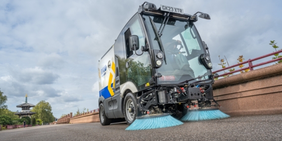 RAVO R2, Compact Streetsweeper