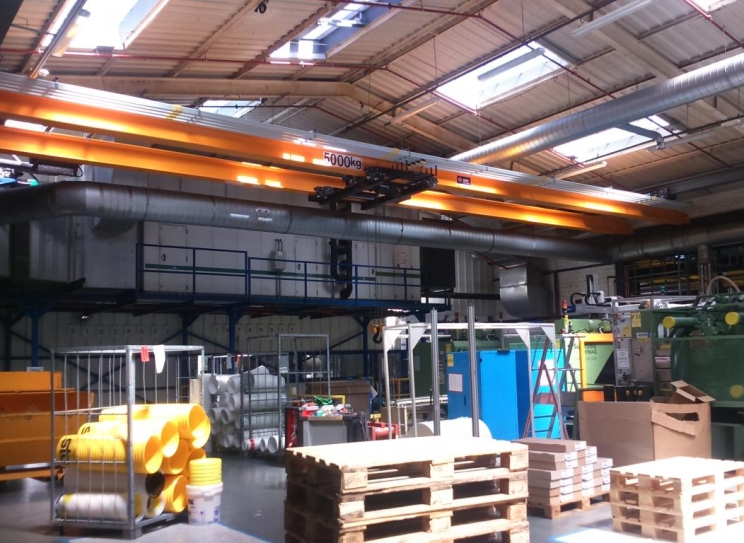 Ponts roulants : monopoutre ou bipoutre - ADC