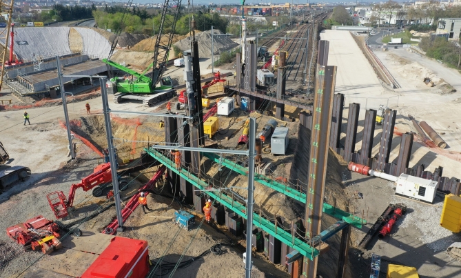 Installation of 2 rail bridges