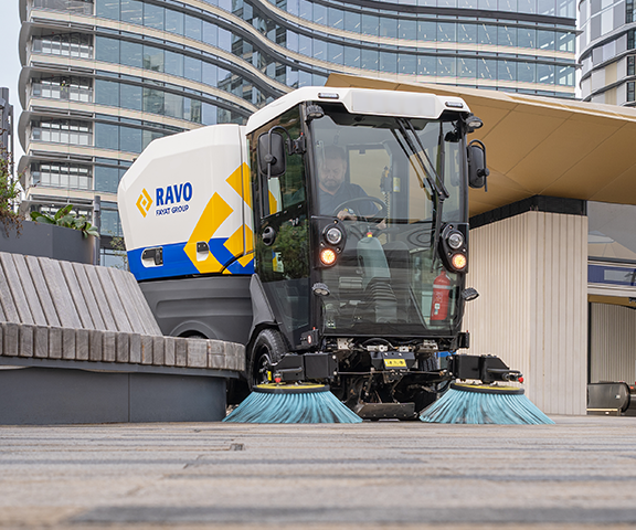 RAVO R1, Sub-Compact Streetsweeper