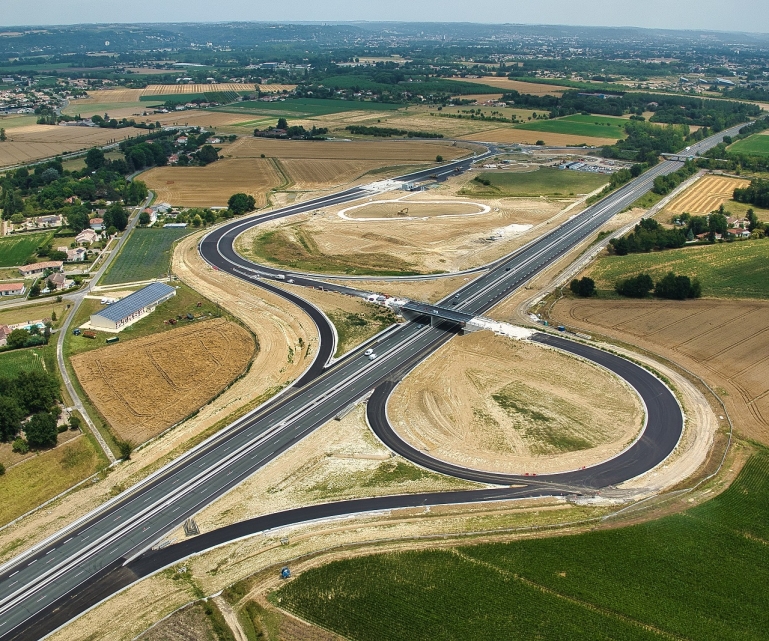 Razel-Bec, in France and abroad