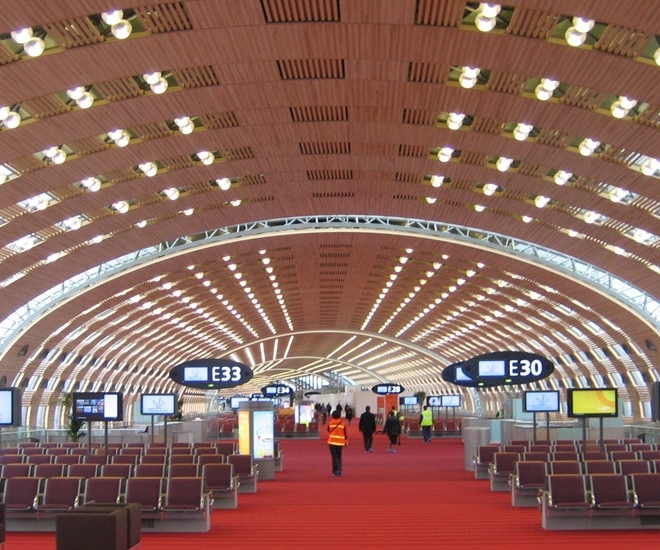 AÉROPORT CHARLES DE GAULLE - Castel et Fromaget