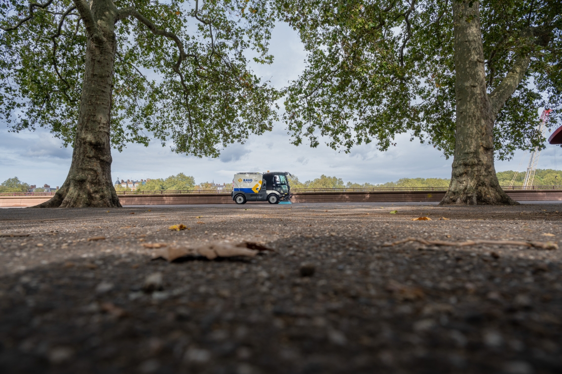 RAVO R2, Compact Streetsweeper