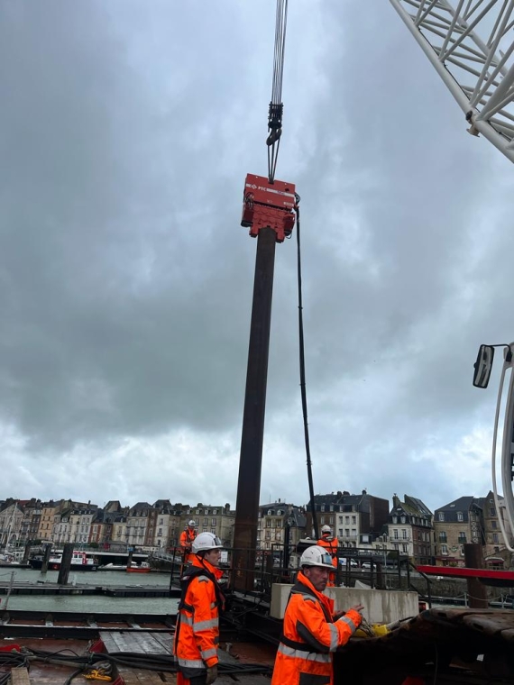 New swell attenuator in Dieppe, France - PTC