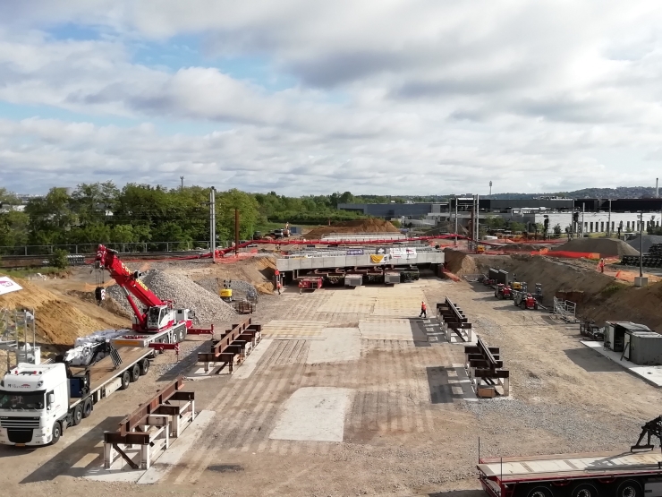 Installation of 2 rail bridges